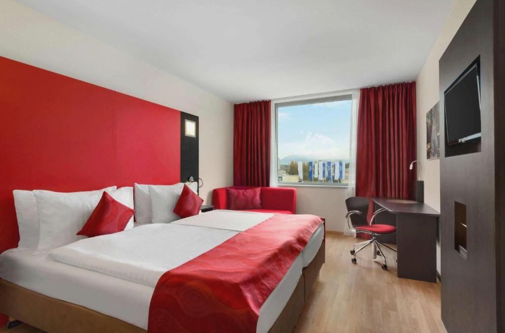 Ramada Encore By Wyndham Geneva - Genf