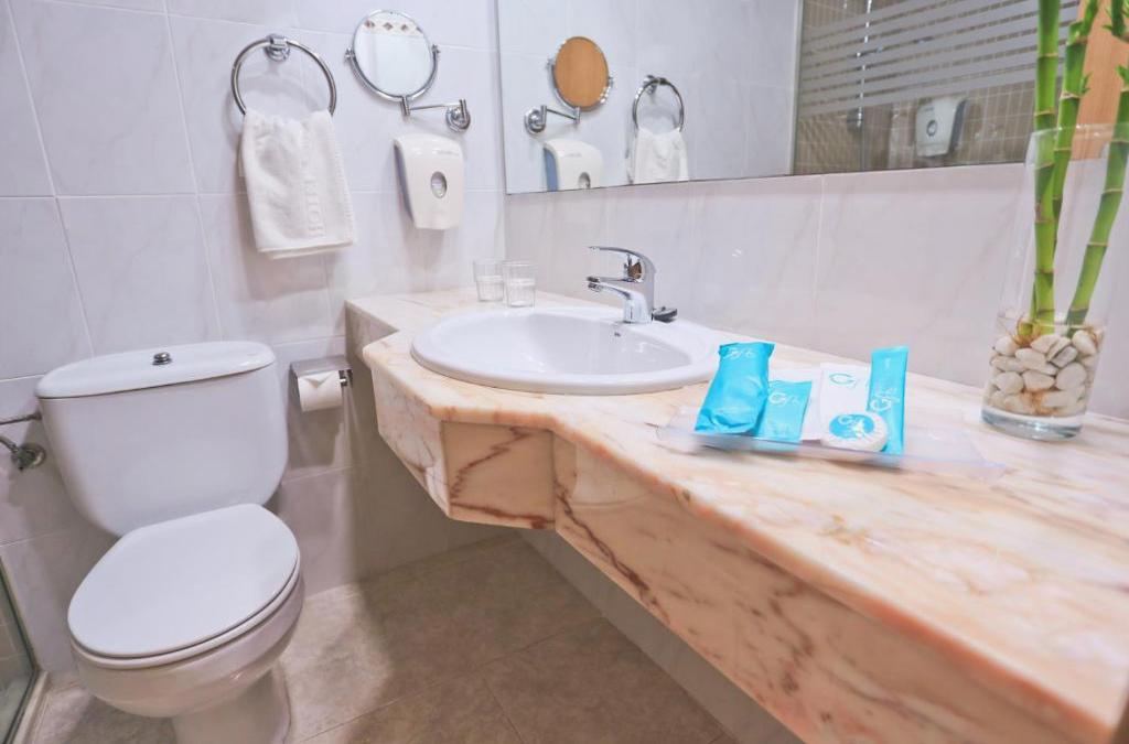 Kaktus Hotel Volga - Calella