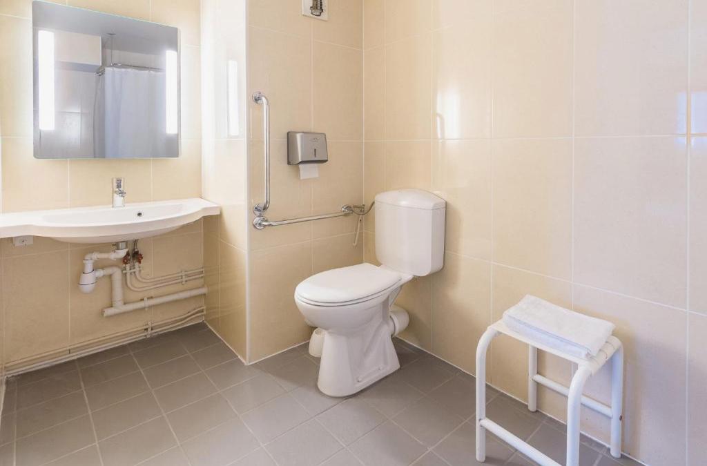 B&b Hotel Bordeaux Mérignac Hôtel De Ville - Mérignac
