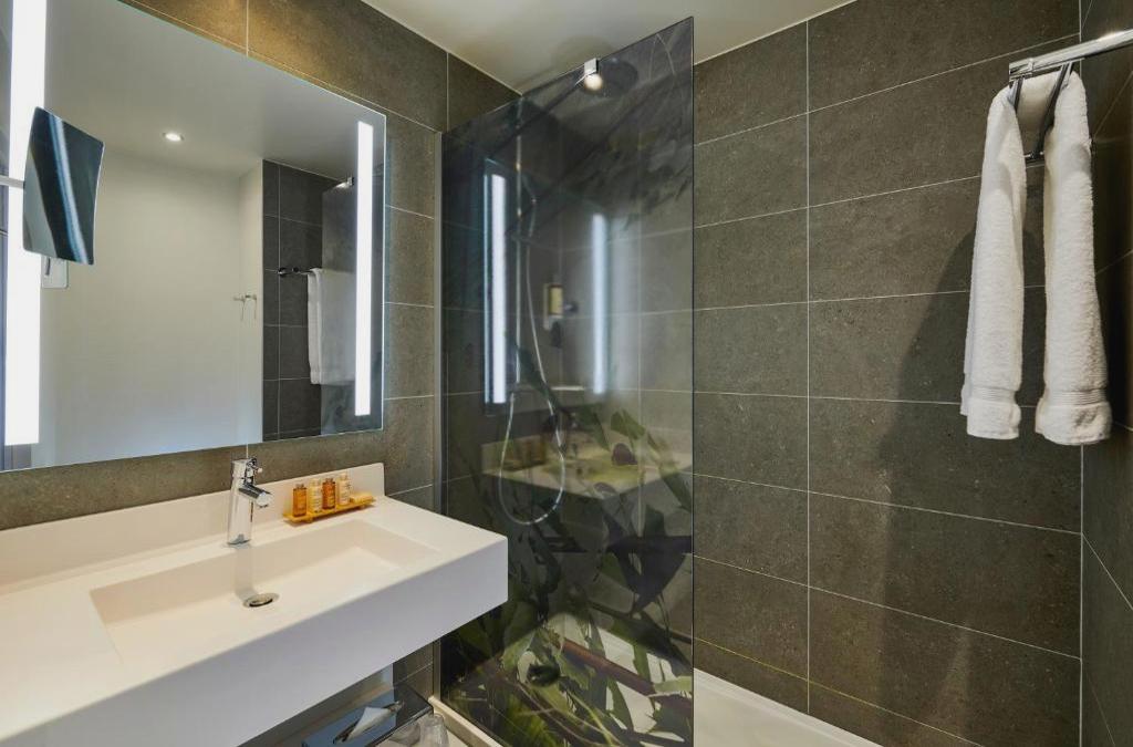 Mercure Paris La Defense Hotel - Courbevoie