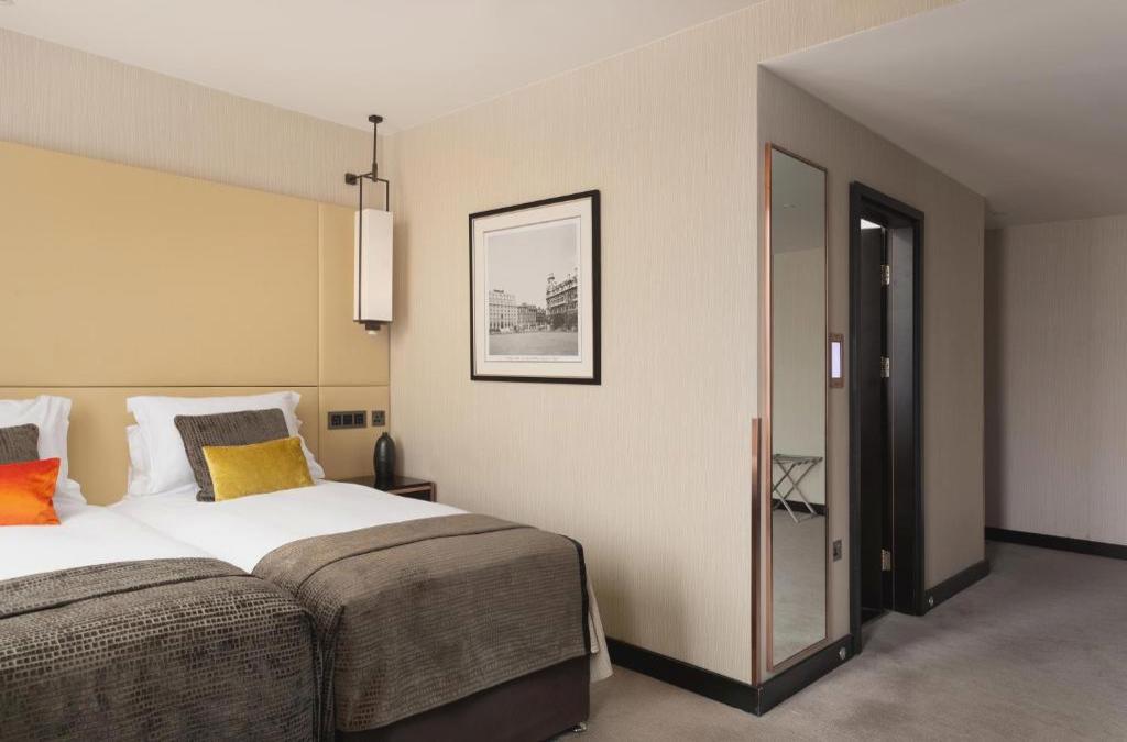 Montcalm Royal London House, 5* hotel in London