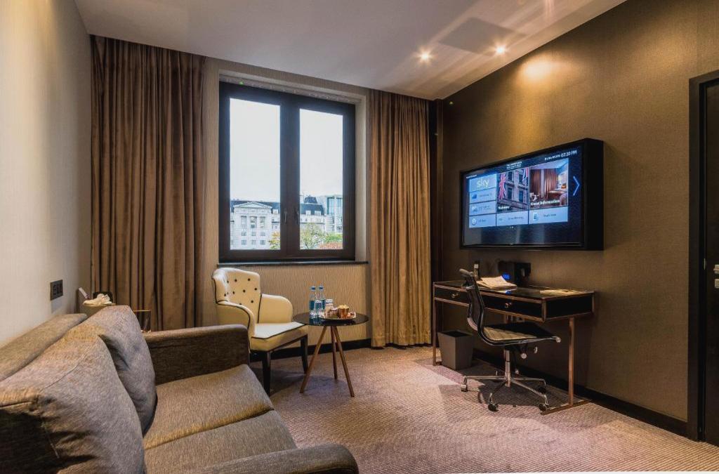 Montcalm Royal London House, 5* hotel in London